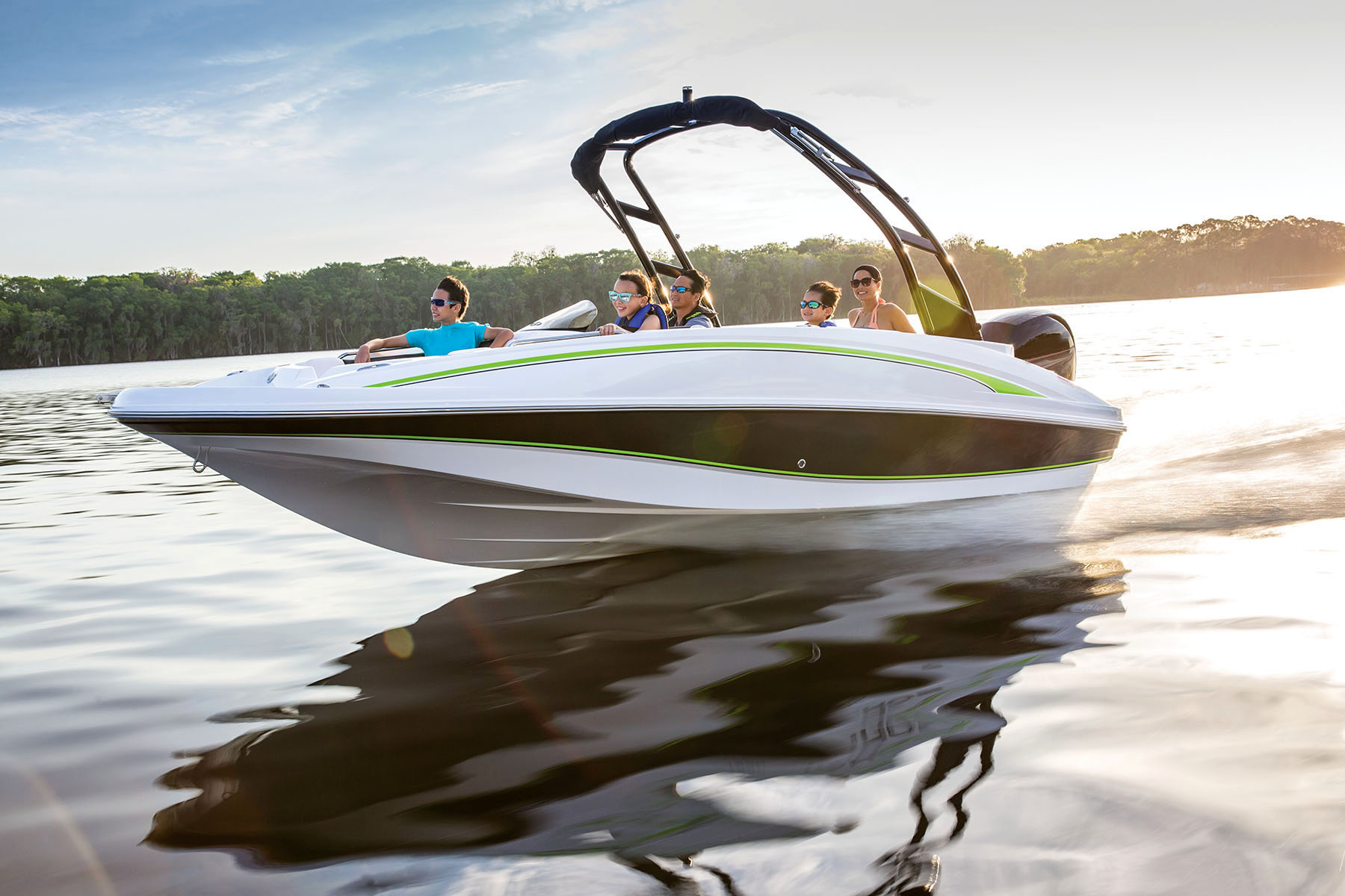 Deck Boats Discover Boating Deck Boats Discover Boating